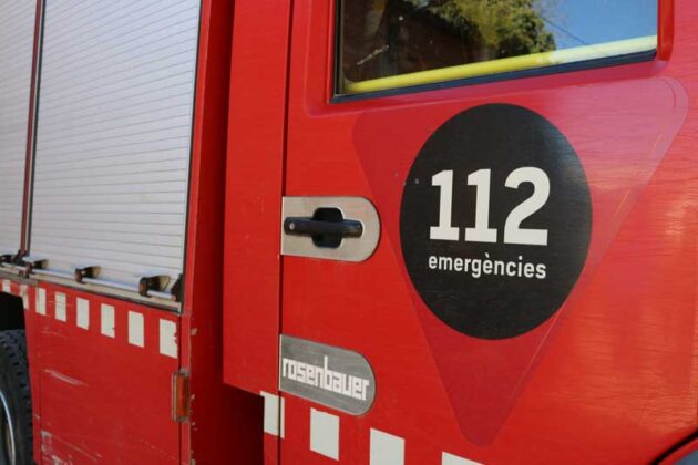 Un incendio en una empresa de reciclaje de Granollers obliga a cortar ...